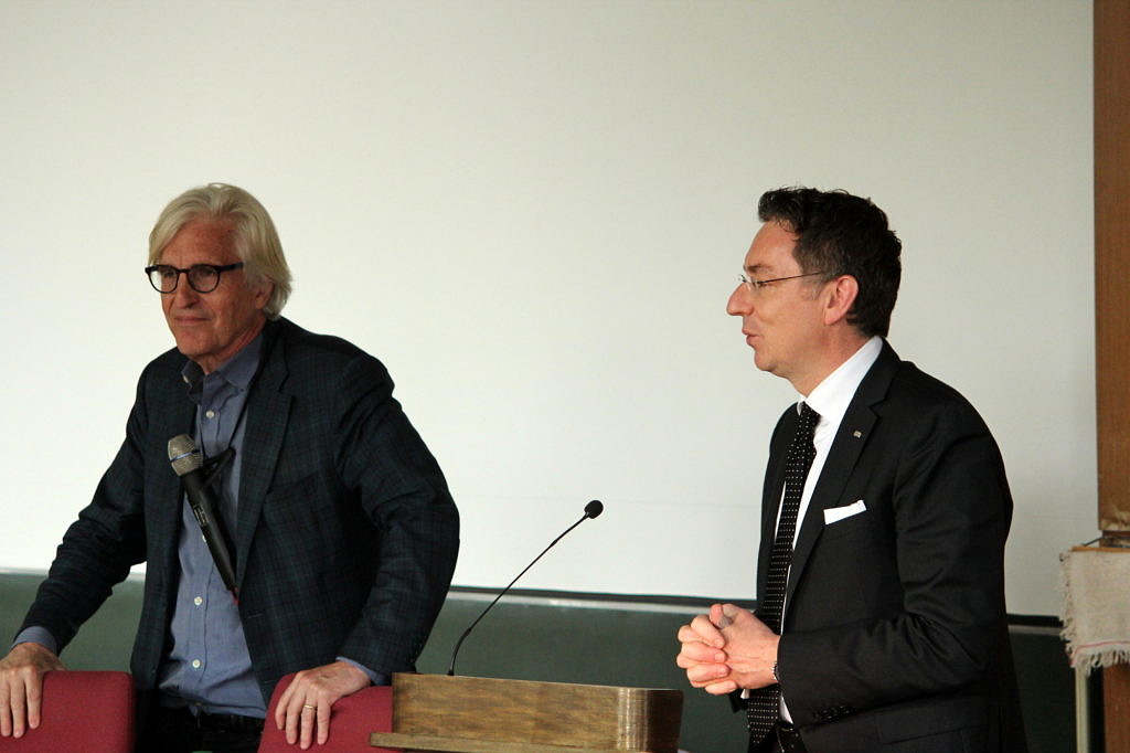 Video: Gastvortrag „Transitional Justice in the 21st Century“ von ...